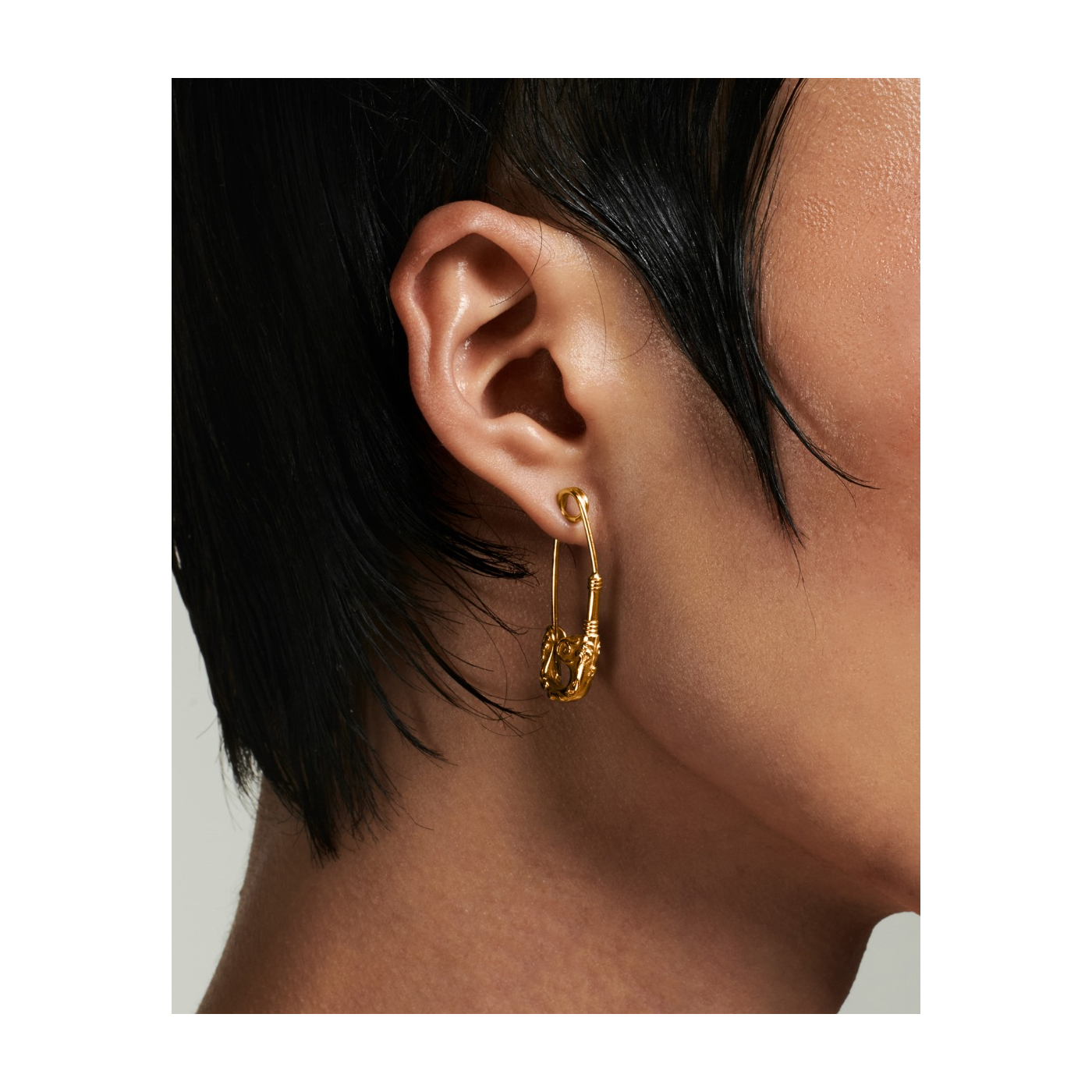 Ear pin gold store